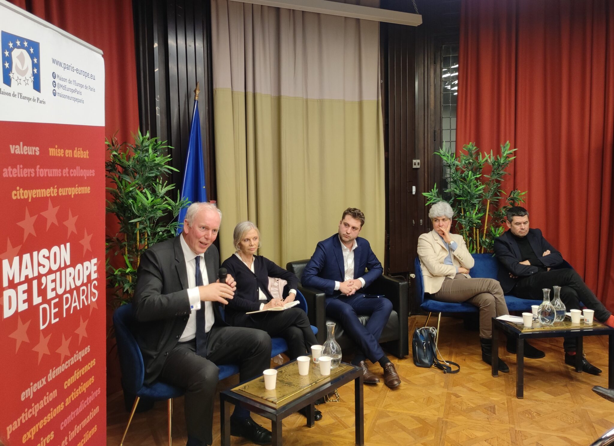 60 ans après la signature du traité de l’Elysée l’amitié franco ...